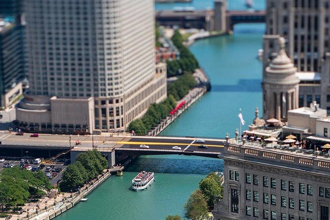 Chicago Sightseeing River and Lake Cruise - Who Is This Tour Best For?