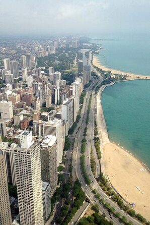 Chicago Skyline Sunday Funday Mimosa/Bloody Mary Party Cruise - Key Points