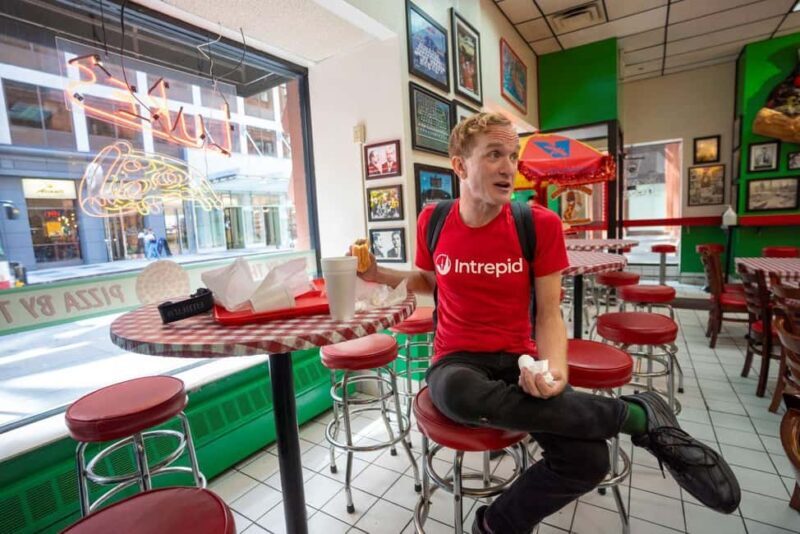 Chicago: The Ultimate Foodie Walking Tour with Tasty Stops - Key Points