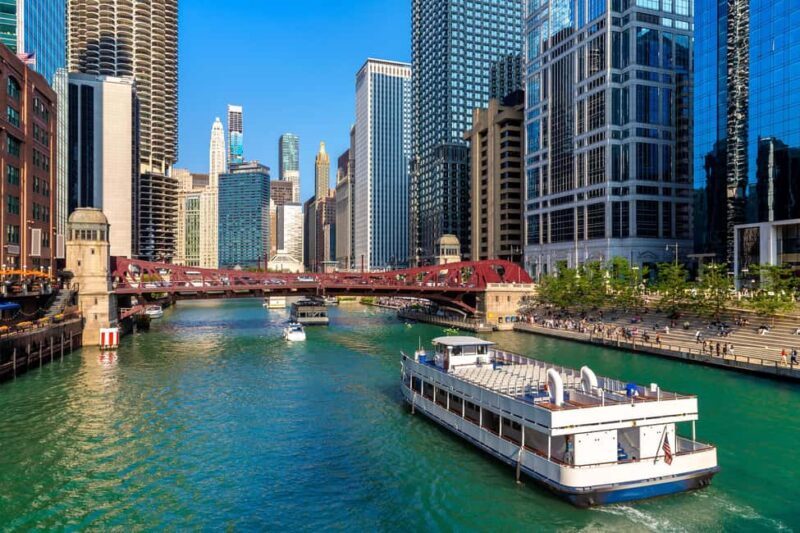 Chicago Walking Tour with Historic Sites & Boat Cruise - Who This Tour Is Perfect For