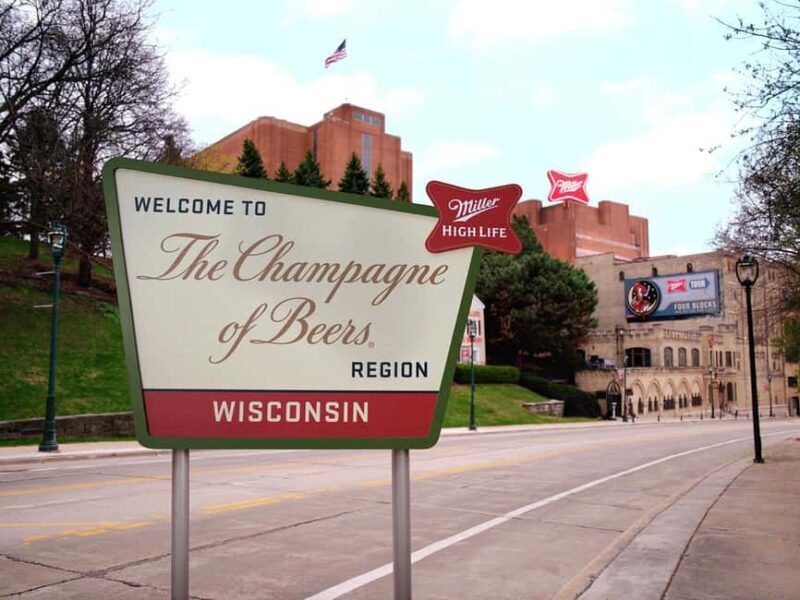 Chicago:Milwaukee City Highlights Day Trip with Brewery Tour - A Practical Look at the Itinerary