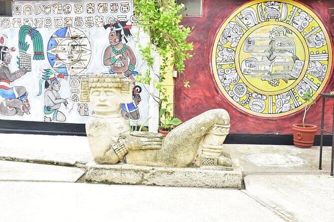 Chichén Cenote and ValladolidkTour with Buffet Lunch from Tulum - Lunch: Authentic Yucatecan Flavors