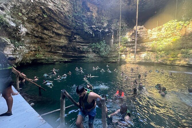 Chichen Itza classic - Starting the Day: Pickup and Transportation