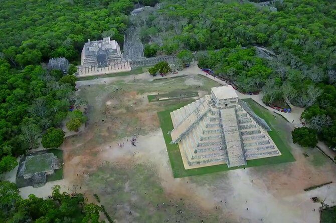Chichen Itza Day Trip with Lunch, Valladolid & Cenote PICK UP - Traditional Mayan Gastronomy Demonstration and Buffet  