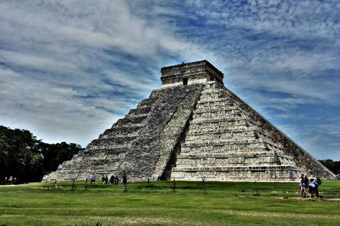 Chichen Itza Tour From Cancun and Riviera Maya - Transportation & Group Size