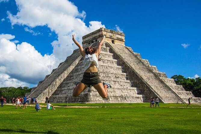 Chichen Itza Tour Plus with Cenote - Discover the Charm of the Chichen Itza Tour Plus with Cenote