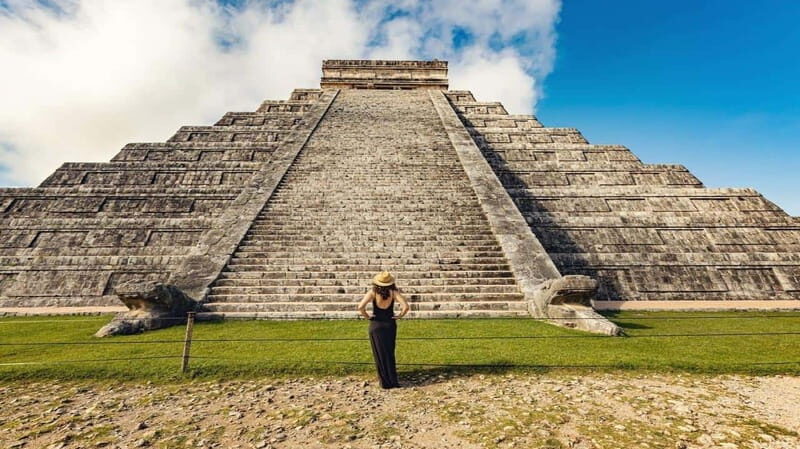 Chichen Itza Tour with Lunch and Transportation from Playa del Carmen - Visiting Chichen Itza: An Iconic Step Back in Time
