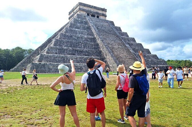 Chichen Itza Walking Shared Tour and Skip-the-Line Early Access - Discovering Chichen Itza: Full Tour Breakdown