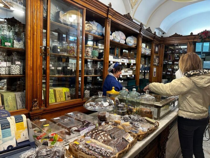 Chocolate and Pastry tasting tour in Napoli Old Town - The Experience from a Reviewers Perspective