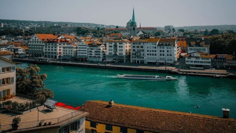 Chocolate, Art, and History walking tour of Zurich - Who Should Take This Tour?