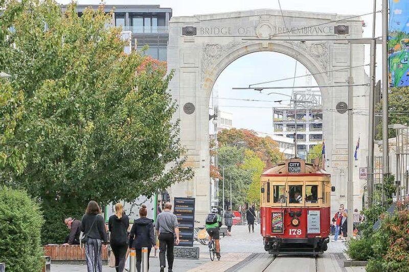 Christchurch Gondola and Tram City Tour Combo - FAQ