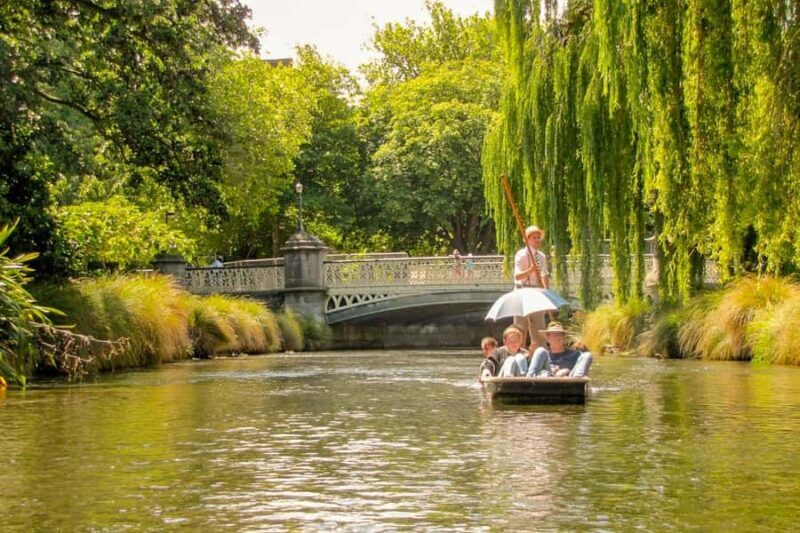 Christchurch: Gondola Ticket and Punt Ride on the Avon River - Key Points