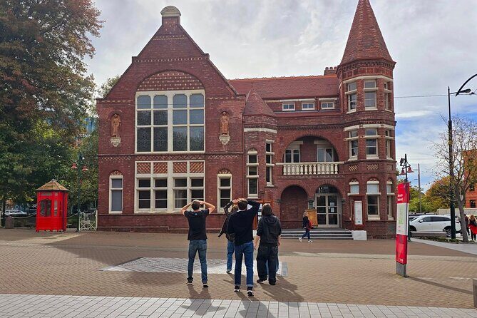 Christchurch Mystery Puzzle Tour Shadow of the Prism - Key Points