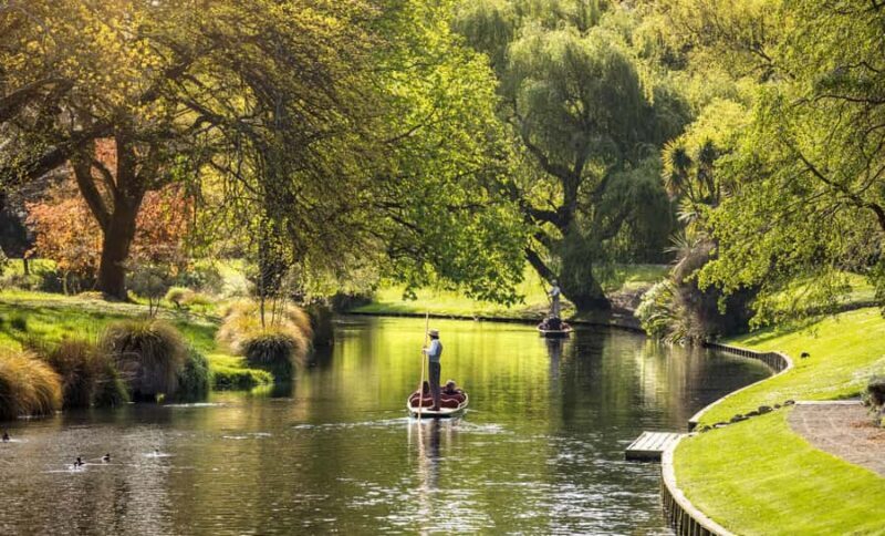 Christchurch: Private Full-Day City Tour - Who Should Consider This Tour?