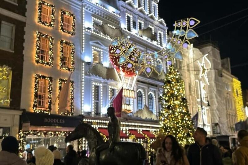 Christmas Lights Taxi Tour with Hotel Pickup - FAQ