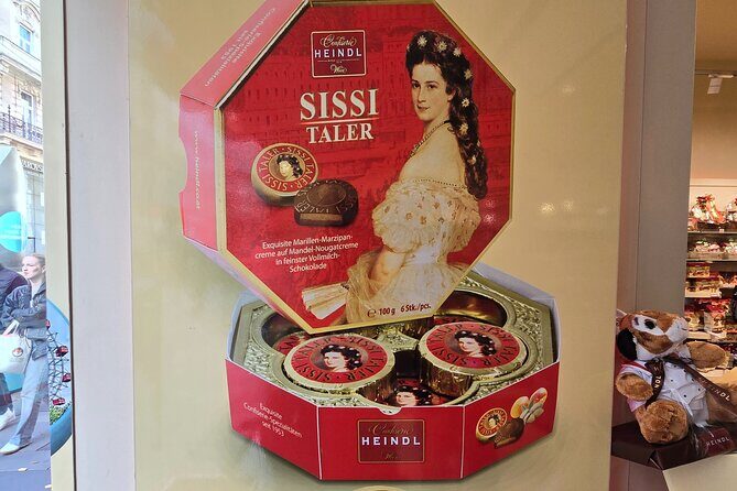 Christmas Markets & Shopping in Vienna - A Deep Dive into the Experience