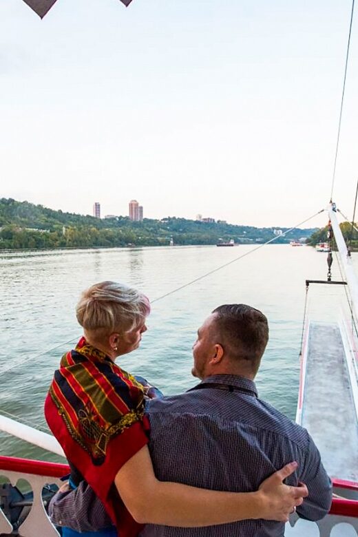 Cincinnati: Riverboat Cruise with Lunch and Entertainment - Authentic Insights from Guest Reviews