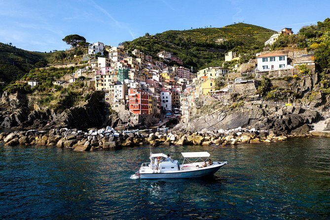 Cinque Terre Boat Tours Experience - Authenticity and Authentic Experiences: What Reviewers Say