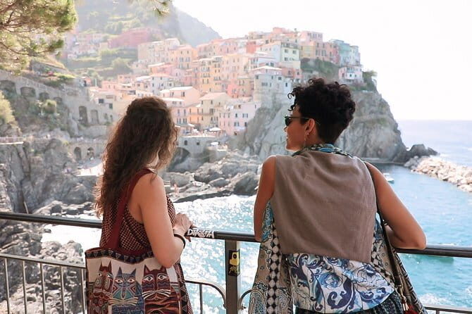 Cinque Terre Day Trip from Florence: Guided Round-Trip Bus - Key Points
