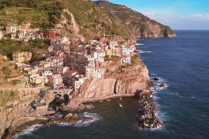 Cinque Terre Day Trip from Florence: Guided Round-Trip Bus - Authentic Experiences and Hidden Details