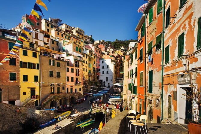 Cinque Terre Day Trip with Optional Hiking or Pisa - Key Points