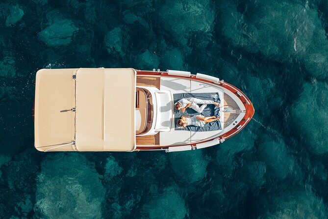 Cinque Terre Daytime Boat Tour : escape into beauty and color - What Comes Included and What Not