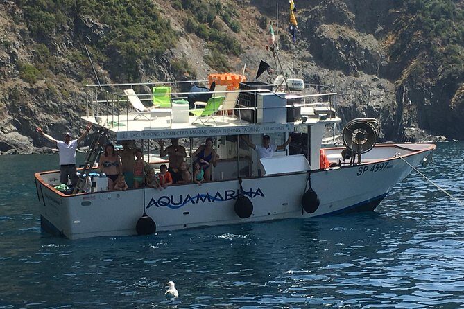 Cinque Terre Lunch boat tour - Who Should Consider This Tour?