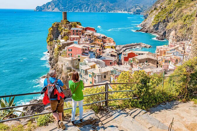 Cinque Terre & Portovenere Cruise Adventure from Florence - Guides and Experience