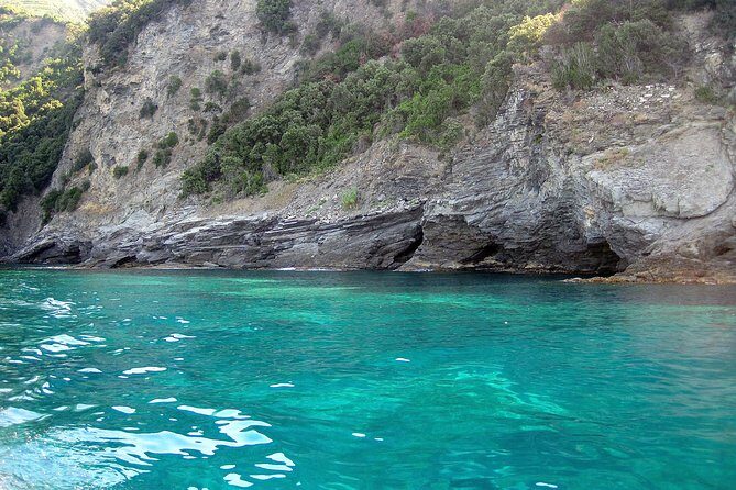 Cinque Terre Private Boat Tour - Who Should Book This Tour?