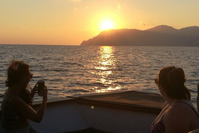Cinque Terre Sunset Boat Tour - FAQs