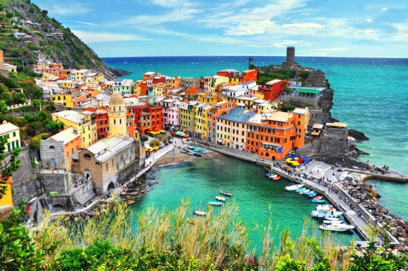 Cinque Terre Tour and Limoncino by Train from La Spezia - The Guides: Who Makes the Experience Special?
