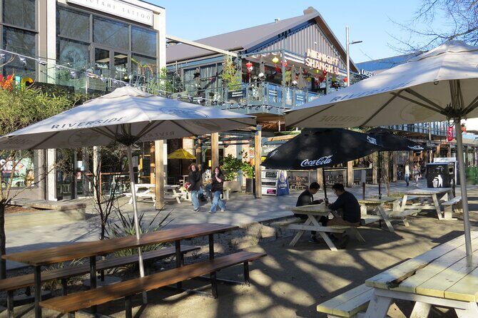 City Highlights by Tesla - 3hrs - Bridge of Remembrance & Inner-City Walks