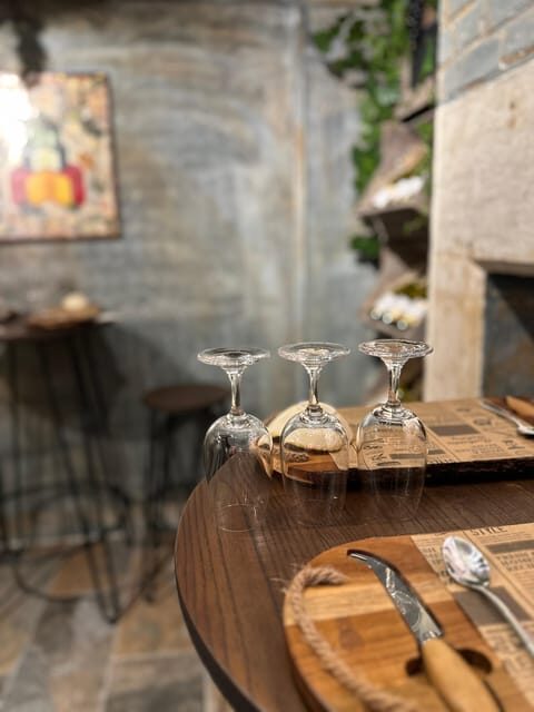 City of Bath: British Wine and Cheese Tasting Experience - What Reviewers Say