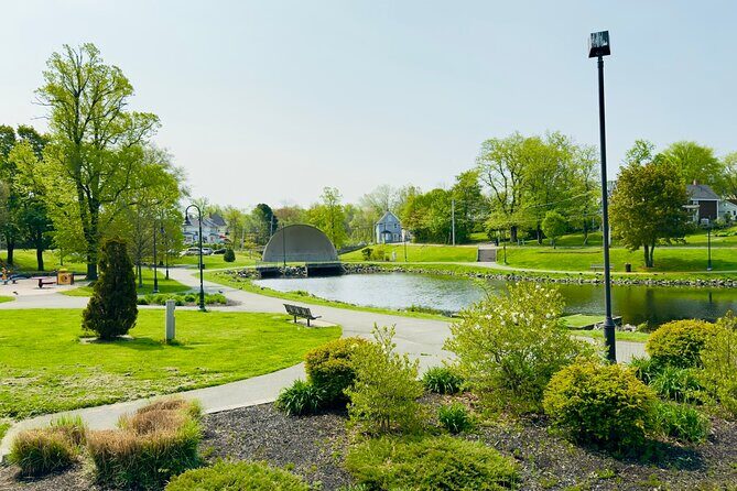 City Sights and Shoreline Tour - An In-Depth Look at the City Sights and Shoreline Tour