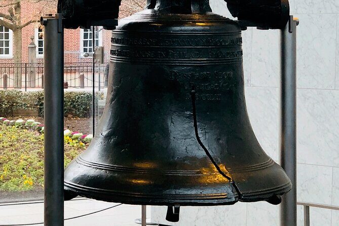 City Sightseeing Philadelphia Founding Fathers Walking Tour - Betsy Ross House: Sewing the American Flag