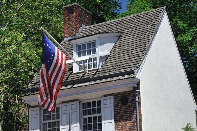City Sightseeing Philadelphia Founding Fathers Walking Tour - Elfreth’s Alley: America’s Oldest Residential Street