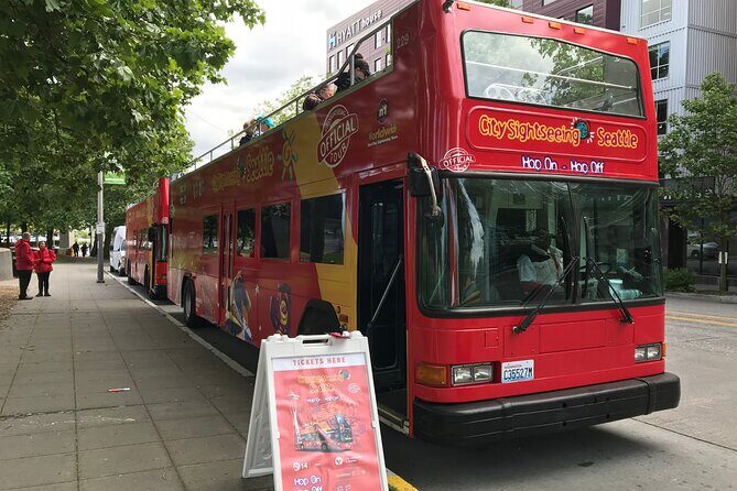 City Sightseeing Seattle HOHO Bus and Locks or Harbour Cruise - An In-Depth Look at the Tour Experience