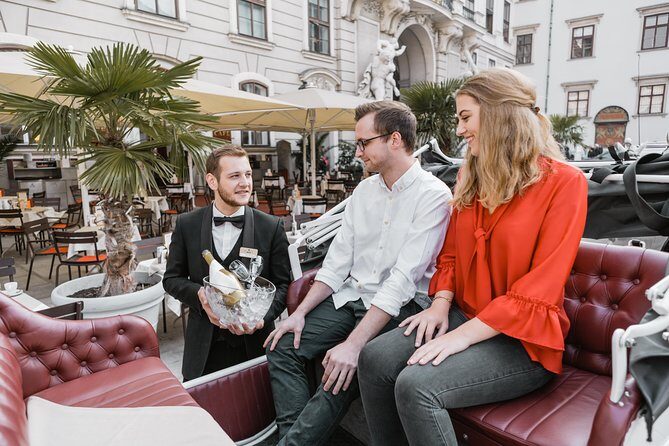 City Sightseeing Tour in an Electro Vintage Car (up to 5 people) - The Value for Money