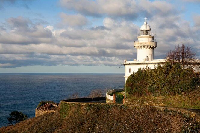 City tour, by electric bicycle - Exploring the San Sebastian Electric Bike Tour: A Deep Dive