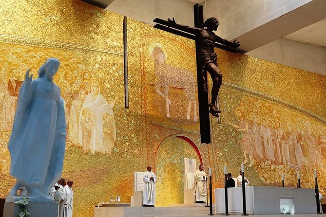 City Tour procession of candles, Fatima night - Why This Tour Offers Real Value