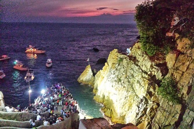 City Tour & Sunset High Cliff Divers by Night w/Different Choices - FAQ