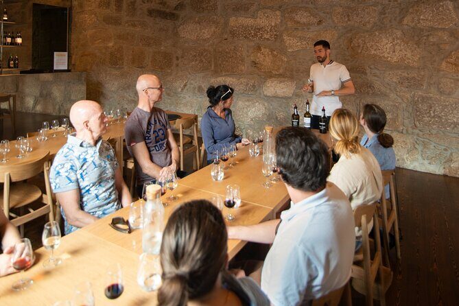 City Walking Tour & Port Wine Cellar - Why Travelers Love This Tour