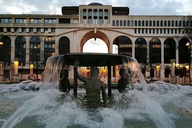 CityTour and Photo Portraits Souvenirs in Montpellier - What to Expect During Your Tour