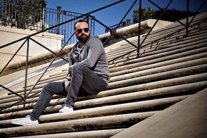 CityTour and Photo Portraits Souvenirs in Montpellier - Duration and Pacing