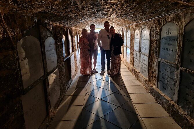 Clare Valley Wine Tour. Local Guide, Clare Valley pickup, & lunch - Who Should Book This Tour?