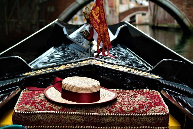Classic 30-Minute Gondola Ride in Venice - Pricing and Value: Is It Worth It?  