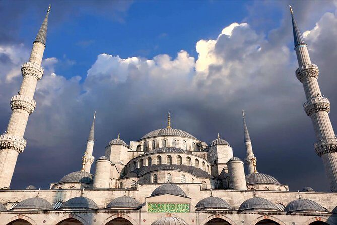 Classic Istanbul Tour Blue Mosque, Hippodrome, Hagia Sophia and Topkapi Palace - Who Will Love This Tour?
