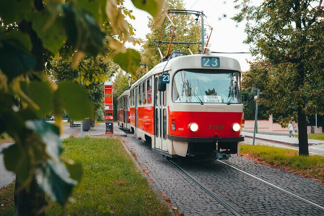 Classic Prague Castle Tour, Strahov Monastery & Castle District - An Authentic Look at the Prague Castle Experience