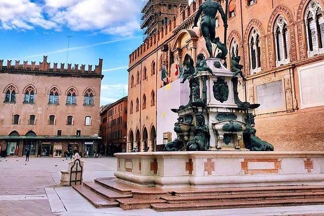 Classic Private Walking Tour Bologna - The Itinerary: What You’ll See and Experience