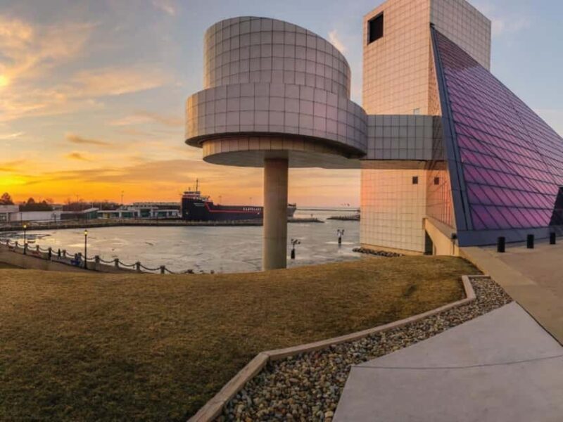 Cleveland: Goodtime III Narrated Sightseeing Cruise - Accessibility and Practicalities